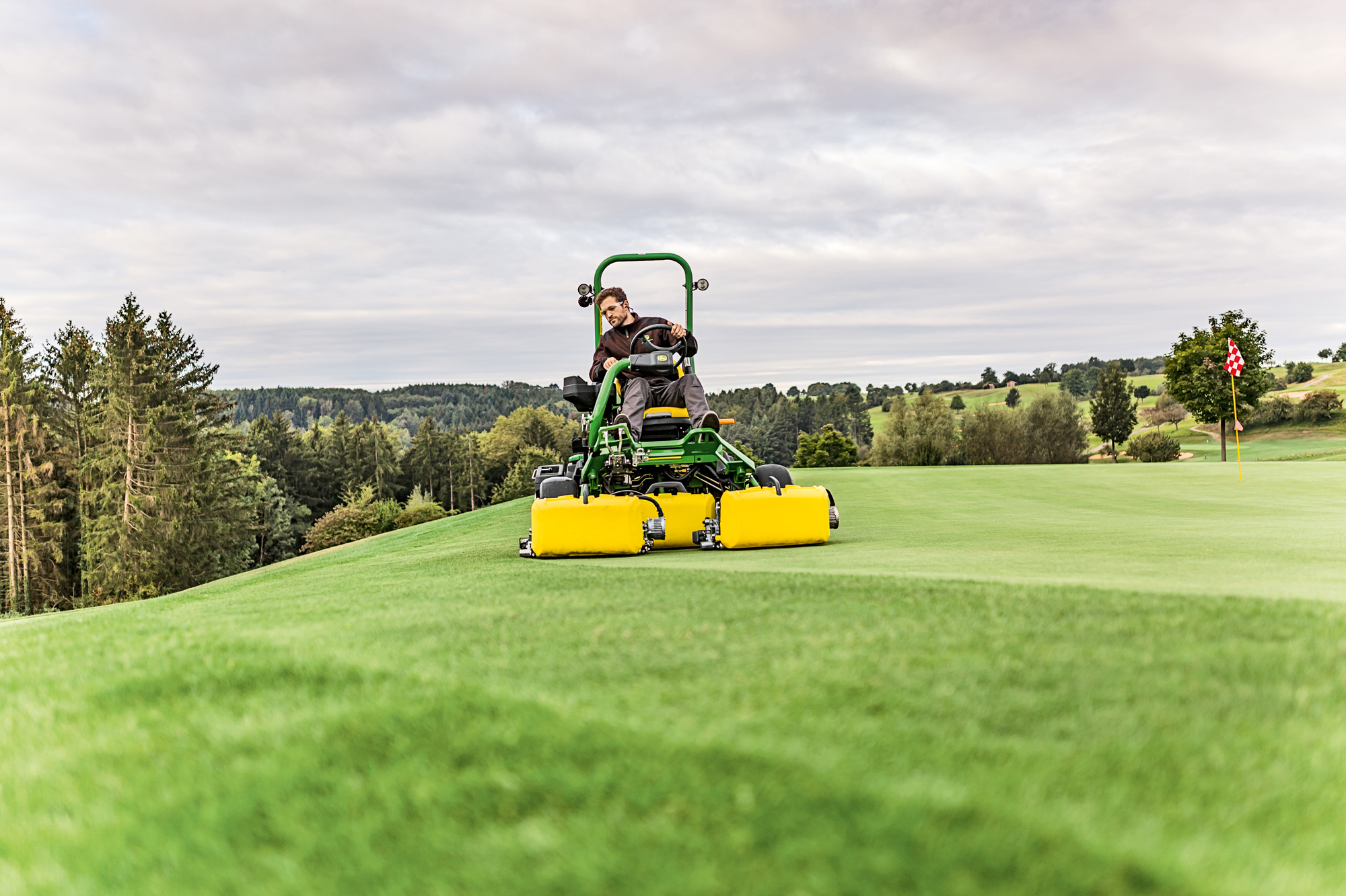 What are some of the best mowers for golf courses? – GreenKeeping Magazine