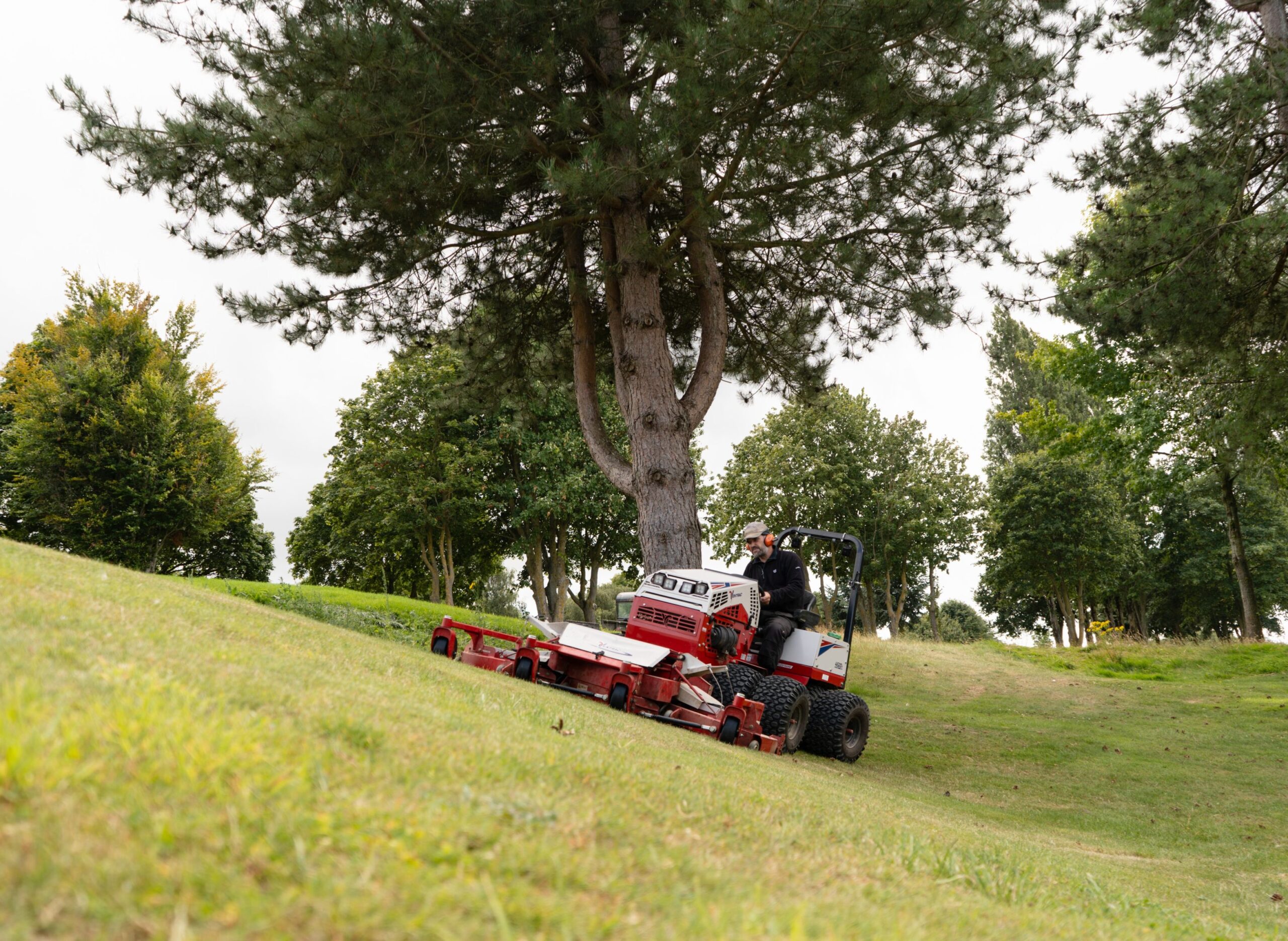 Sittingbourne & Milton Regis praises Ventrac / Price Turfcare ...