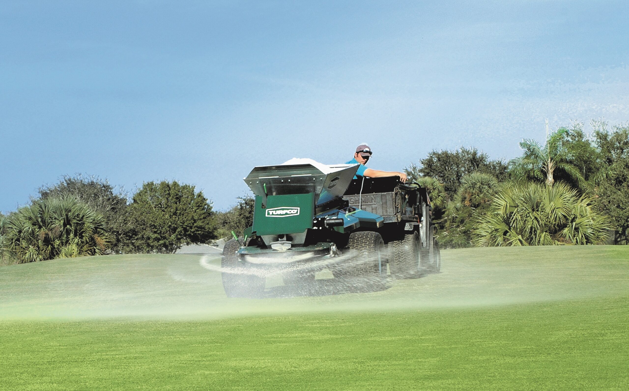 Turfco helps with end of season course renovations – GreenKeeping Magazine